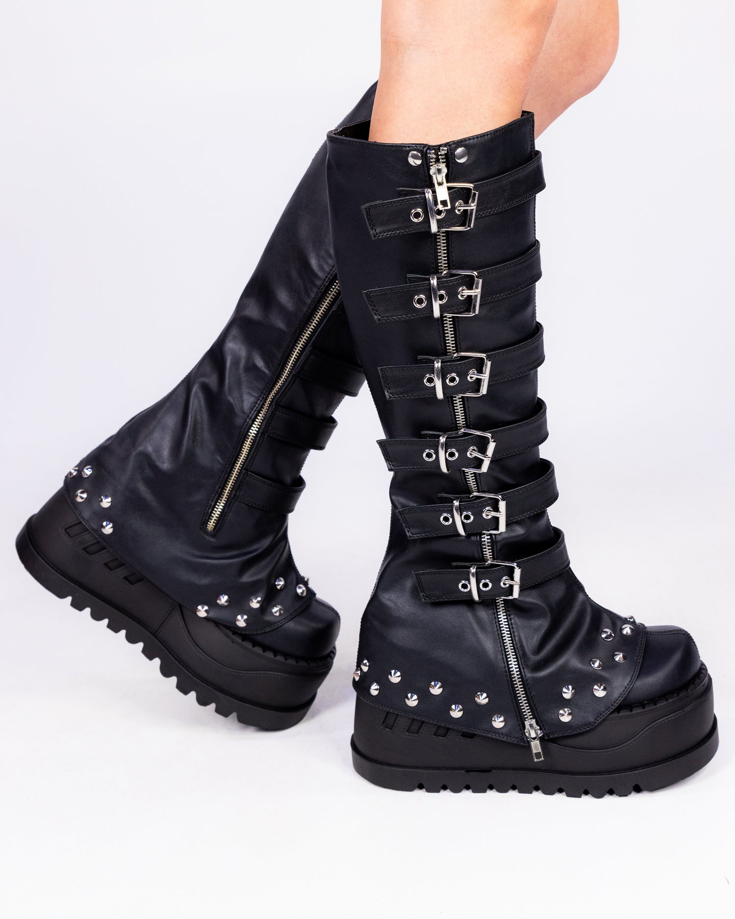 Rave Shoes for Festivals – Rave Wonderland