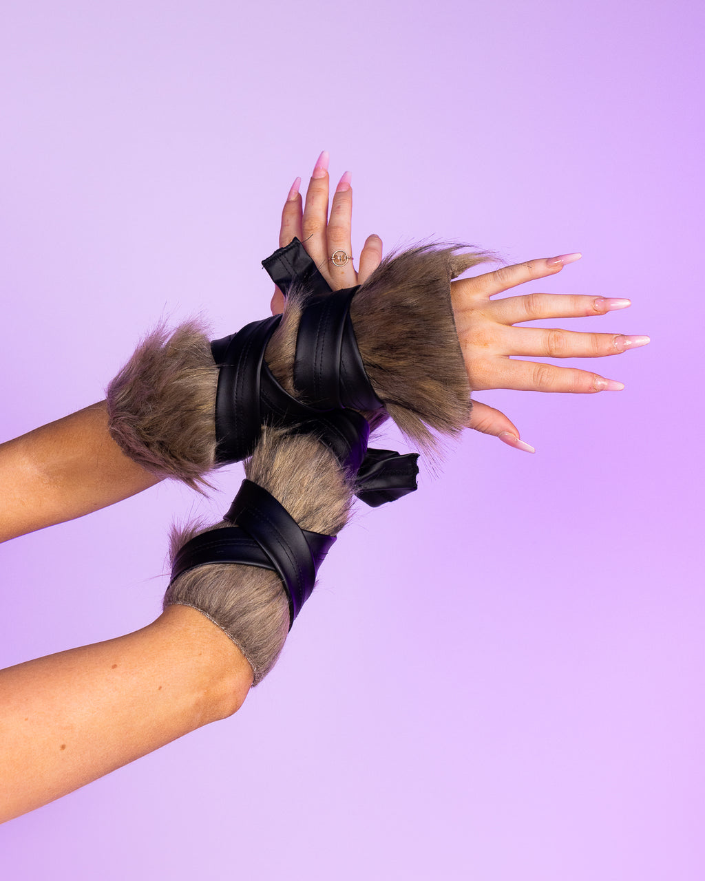 Faux Fur Arm Cuffs – Rave Wonderland