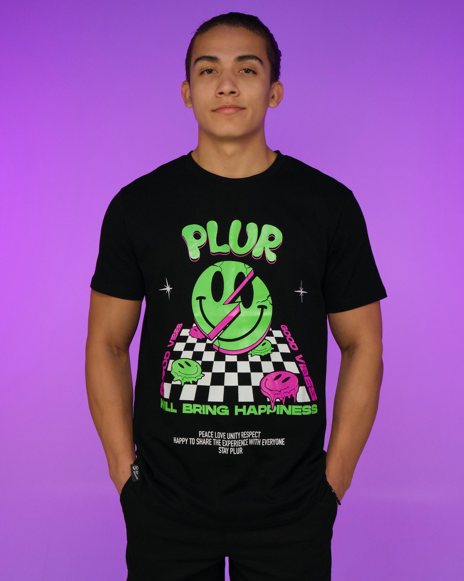 PLUR Vibes Only Trippy Chess Board Tee – Rave Wonderland